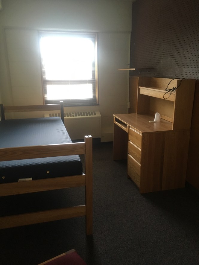 Warren Hall Pictures – RPI Rooms