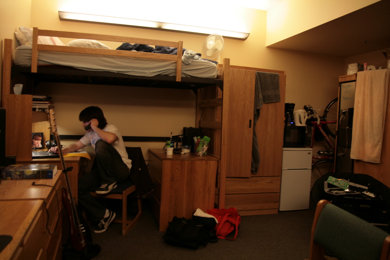 Barton Hall Pictures – RPI Rooms