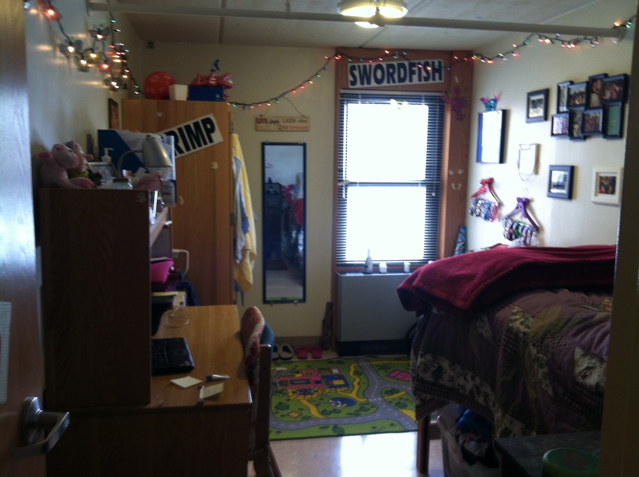 Sharp Hall Pictures – RPI Rooms