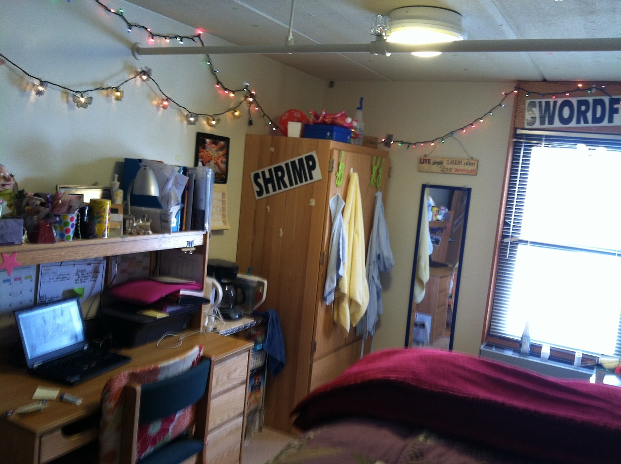 Sharp Hall Pictures – RPI Rooms