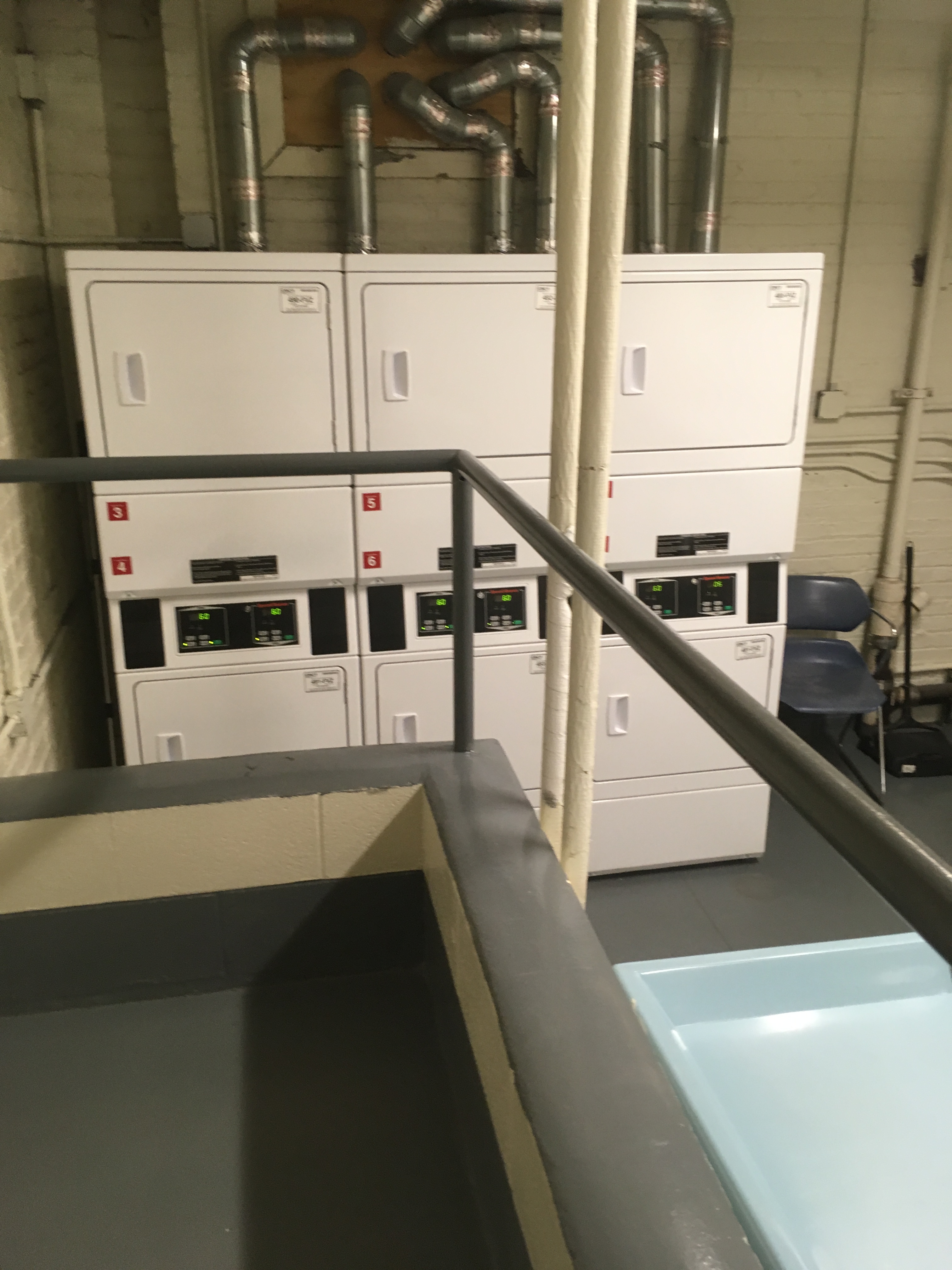 Quad Laundry – RPI Rooms
